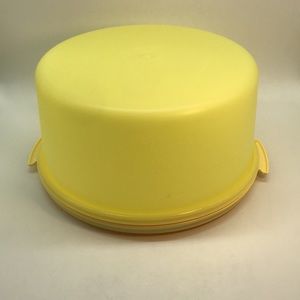 Tupperware | Kitchen | Tupperware Maxi Cake Round Container | Poshmark